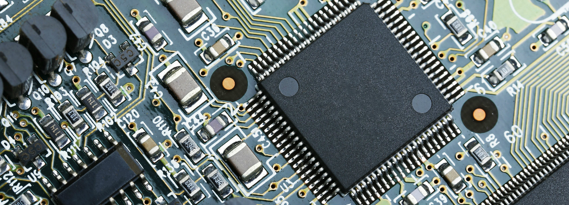 Microprocessors and Microcontrollers: The Brains Behind Smart Machines
